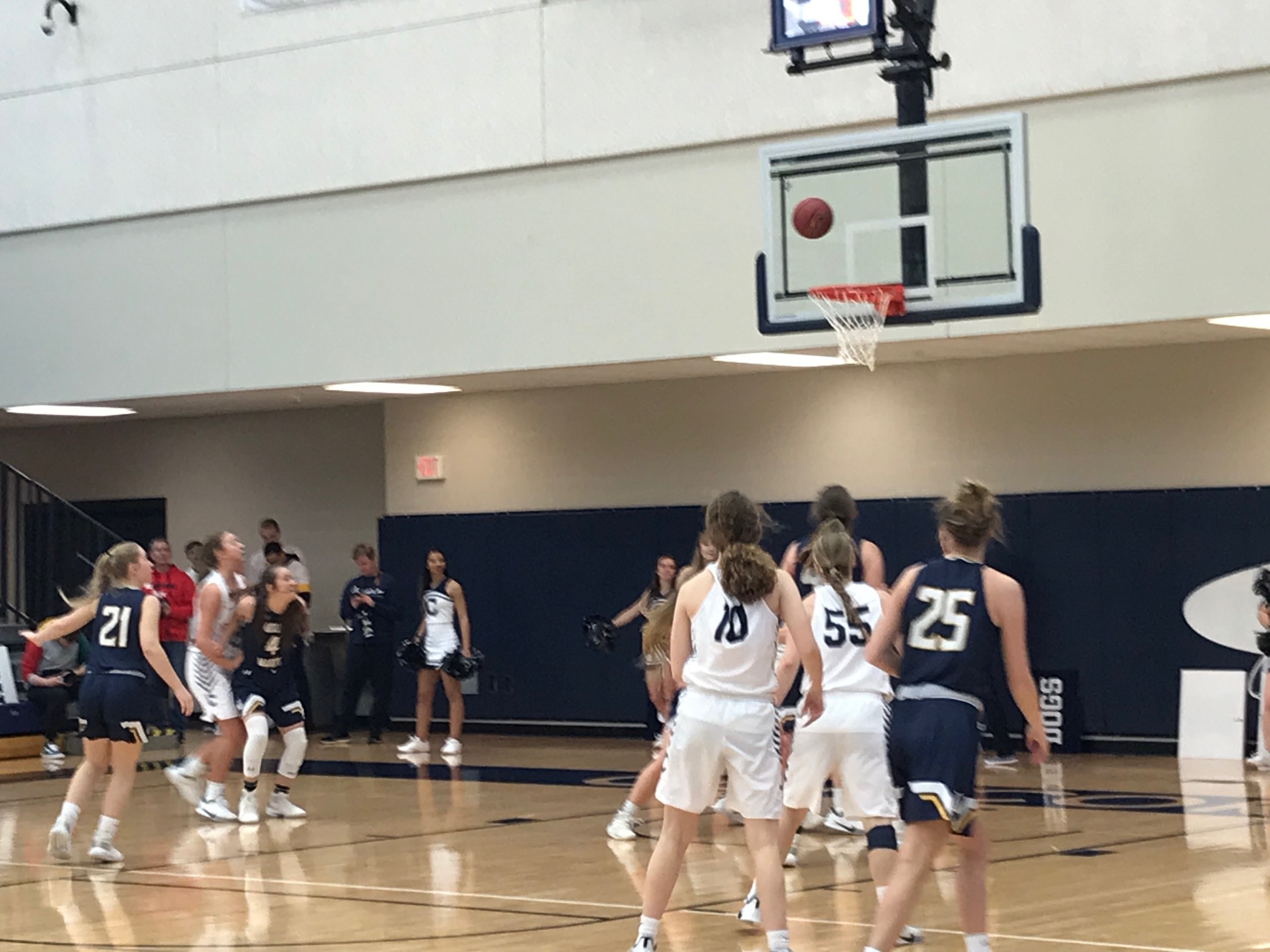 Helman Leads Bulldog Women in 94-51 Rout of Lancers | The Sower Newspaper