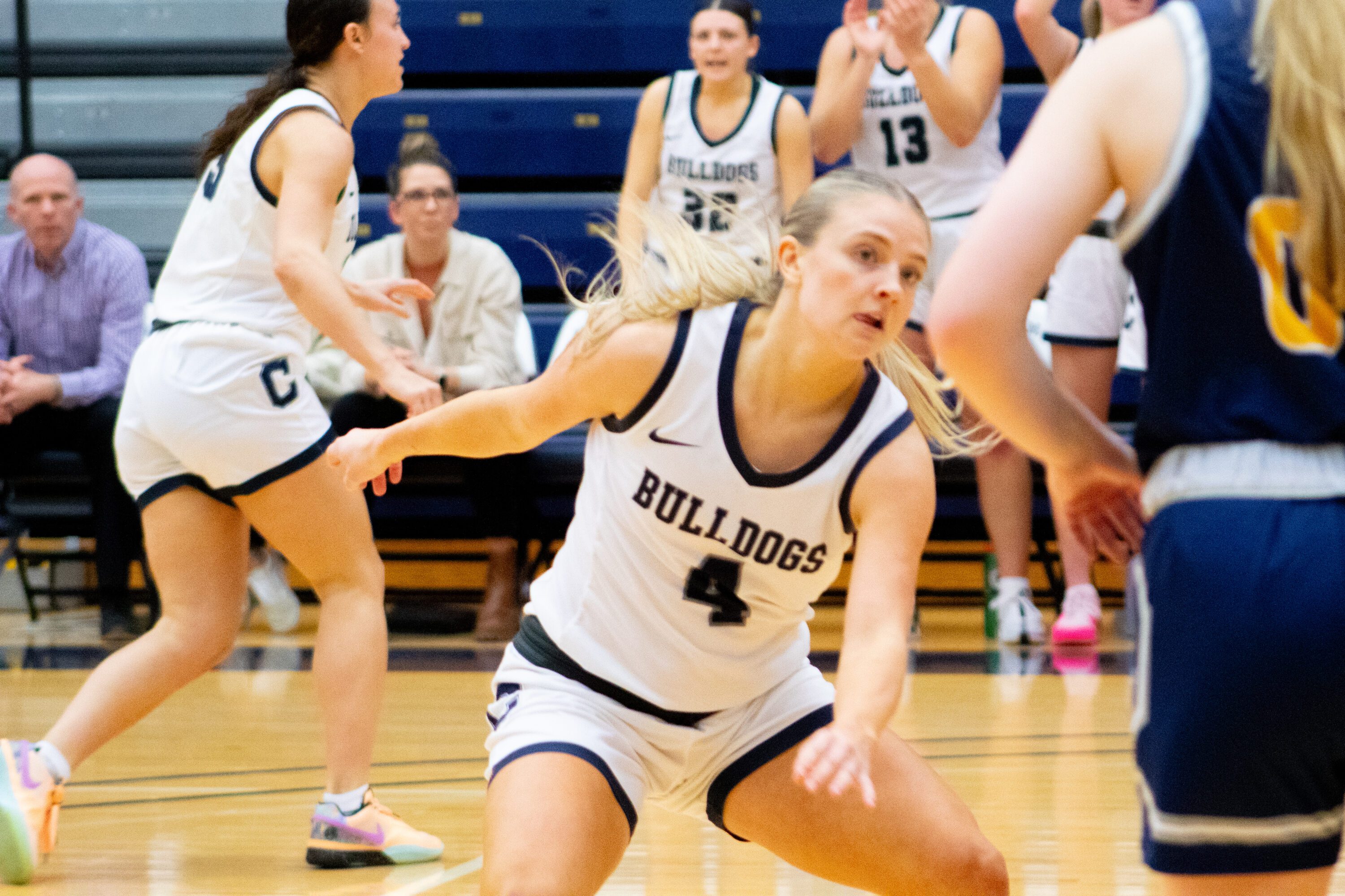Bulldogs claw through Tigers with last second free throws, win 74-72 ...